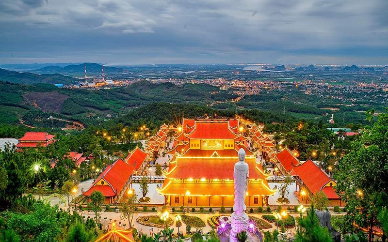 Du lịch Chùa Ba Vàng điểm du lịch tâm linh nổi bật tại Quảng Ninh ...